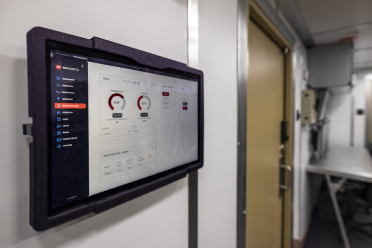 Defense - Nomad GCS // Connected Mobile Operations Centers